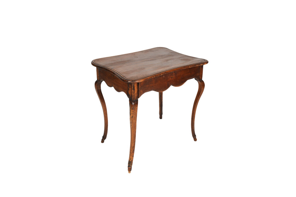 Cabaret Table - Caractere - Antiques & Things